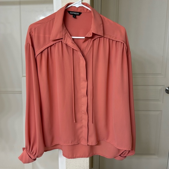 Express | Tops | Very Cute Express Blouse | Poshmark